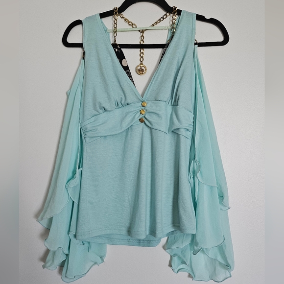 d.i.a | Tops | Dia Gyaru Light Blue Top With Detachable Sleeves And ...